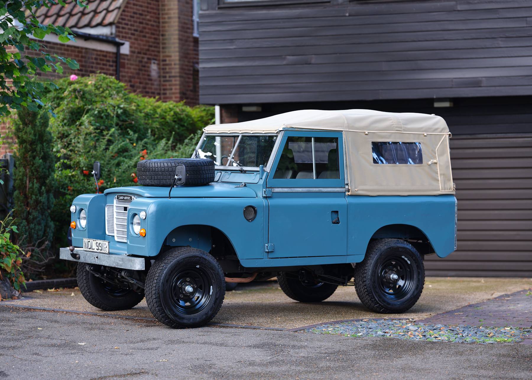 1976 Land Rover Series 3 For Sale by Auction