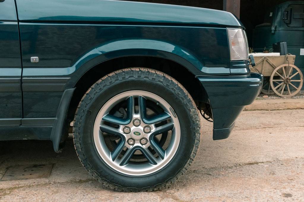 2000 Range Rover P38 Holland & Holland For Sale by Auction