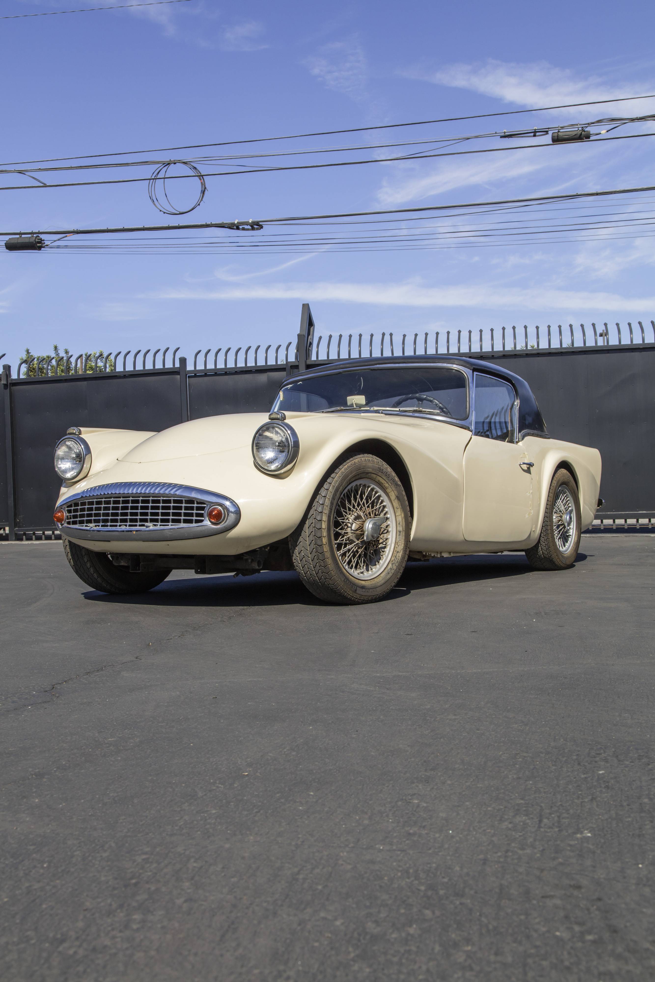 1963 Daimler SP250 Dart Roadster For Sale by Auction