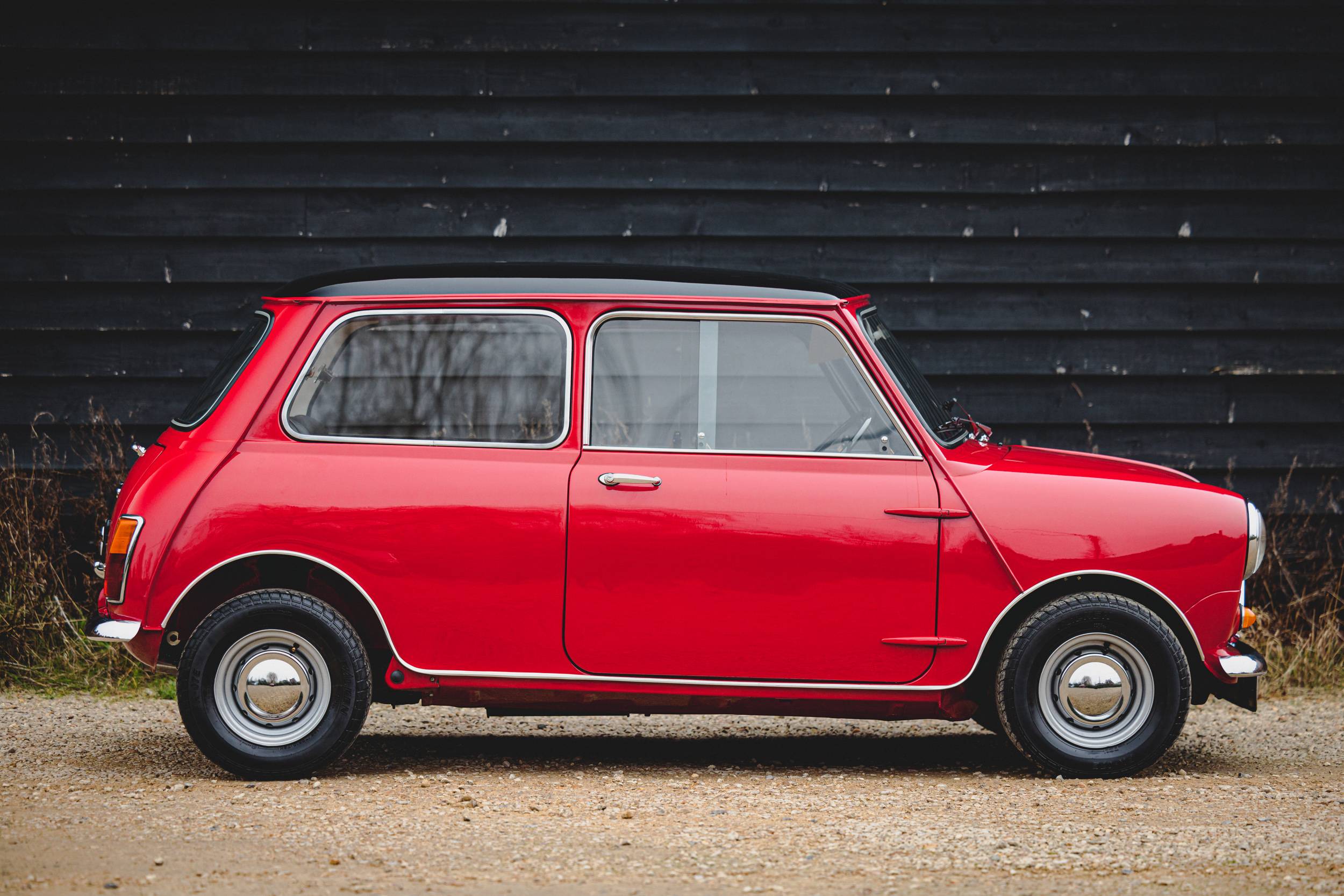 Classic Mini Cooper Side View