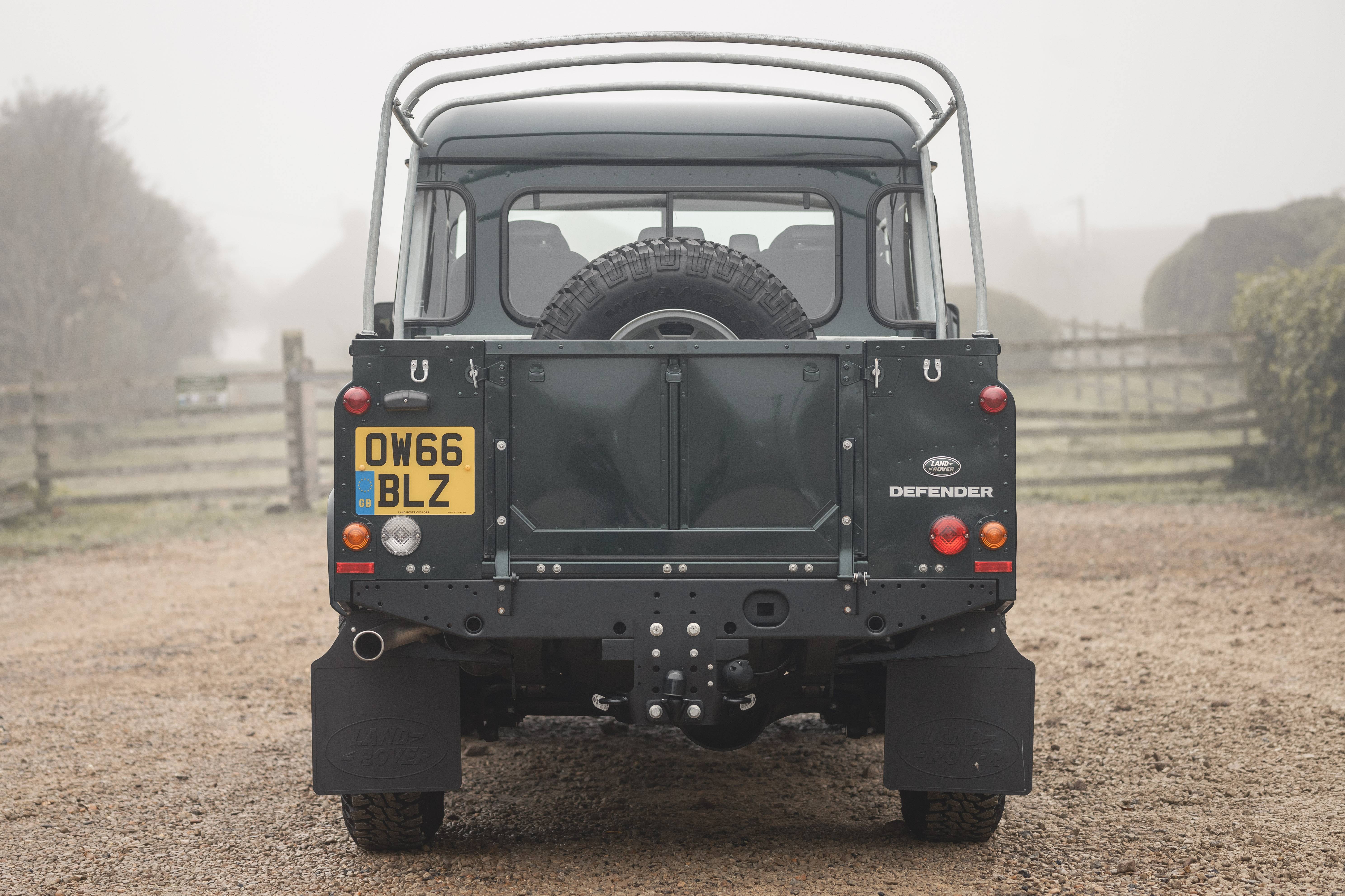 2016 Land Rover Defender 110 Crew Cab For Sale by Auction