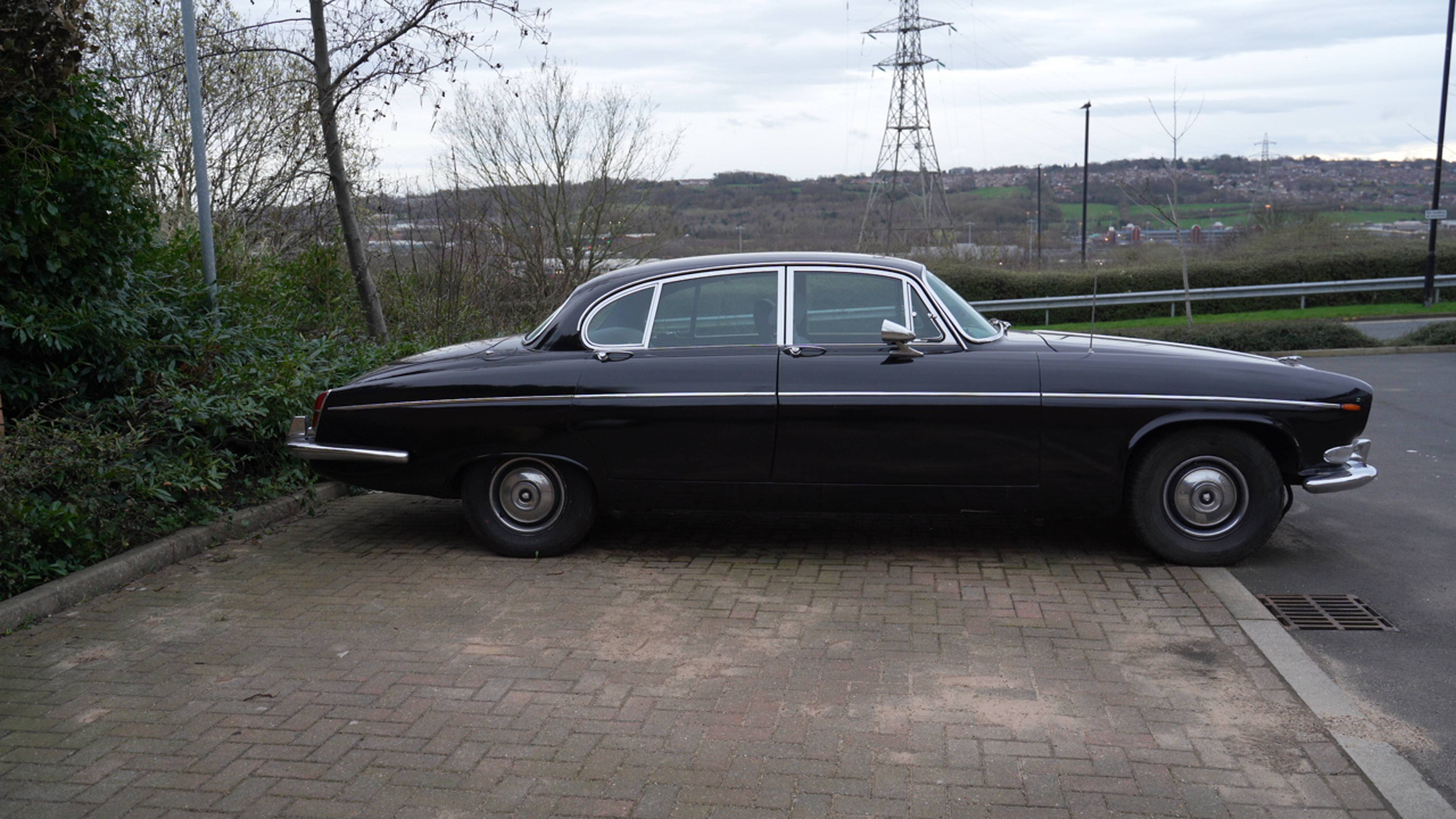 1967 Jaguar 420G For Sale by Auction