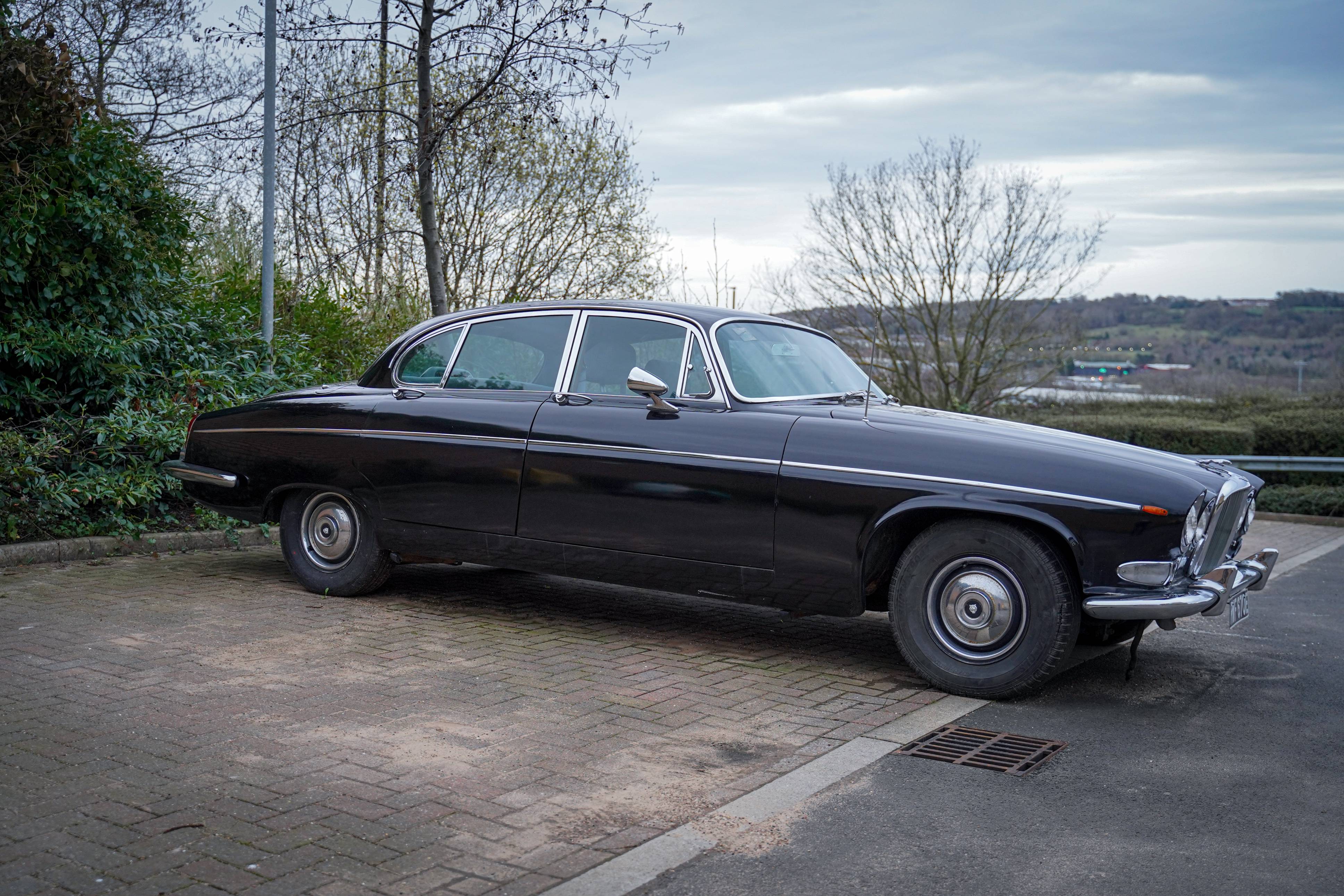 1967 Jaguar 420G For Sale by Auction