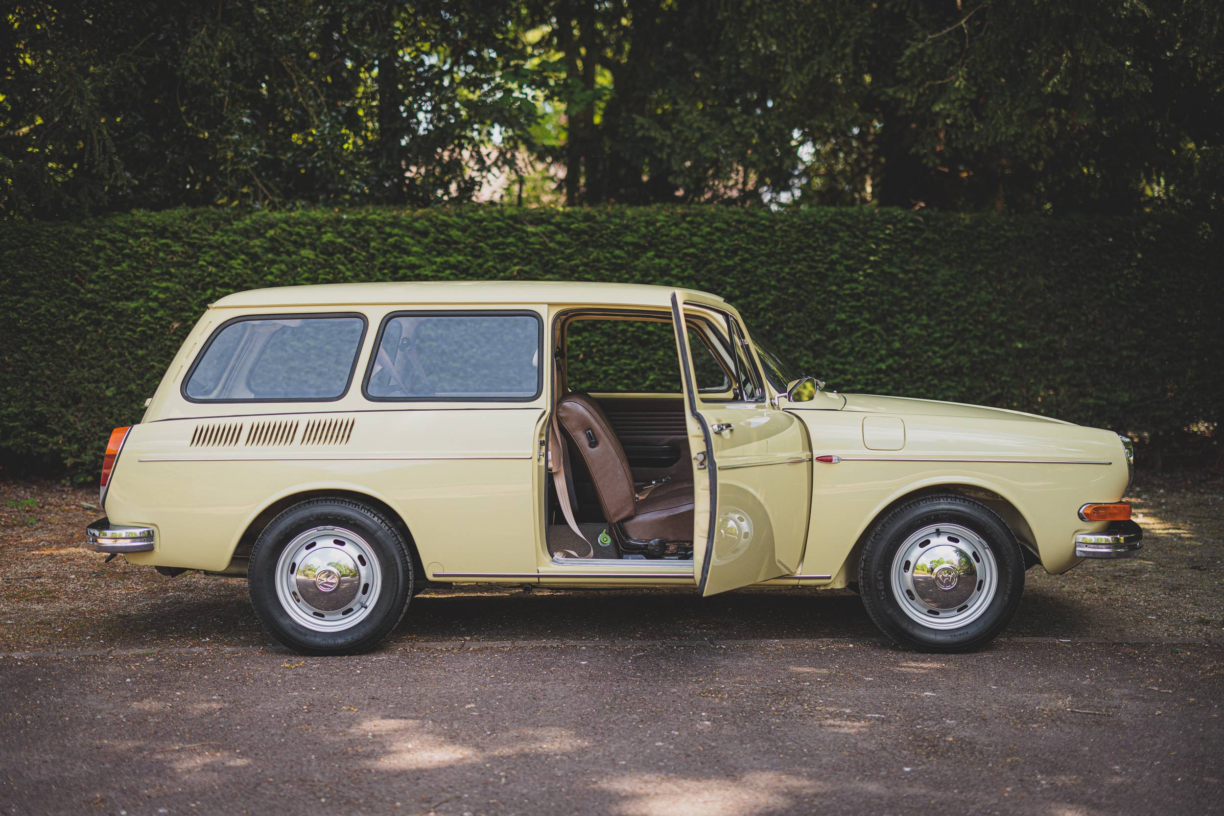 1971 Volkswagen Type 3 Variant For Sale by Auction