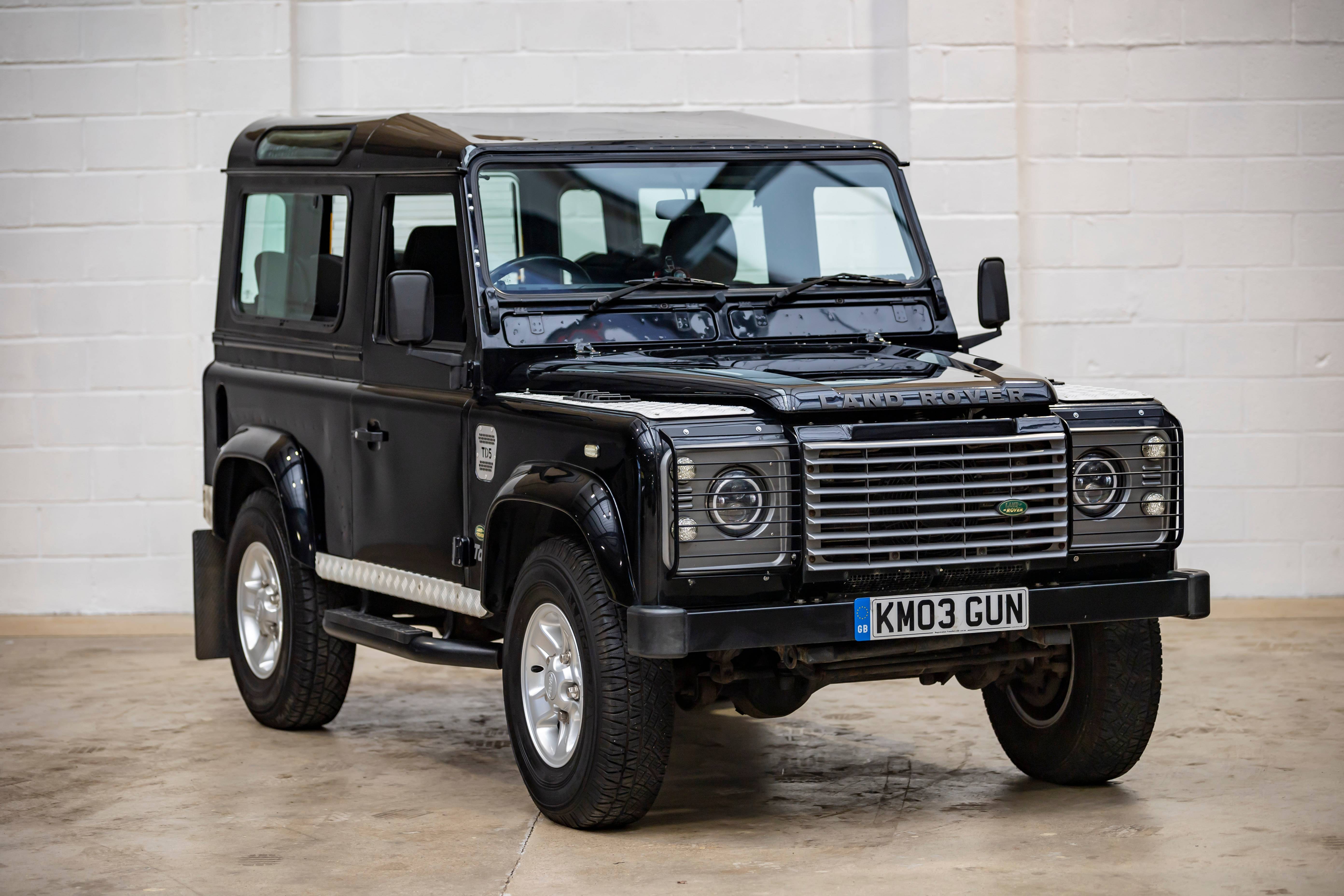 Land rover defender 90 td5 store