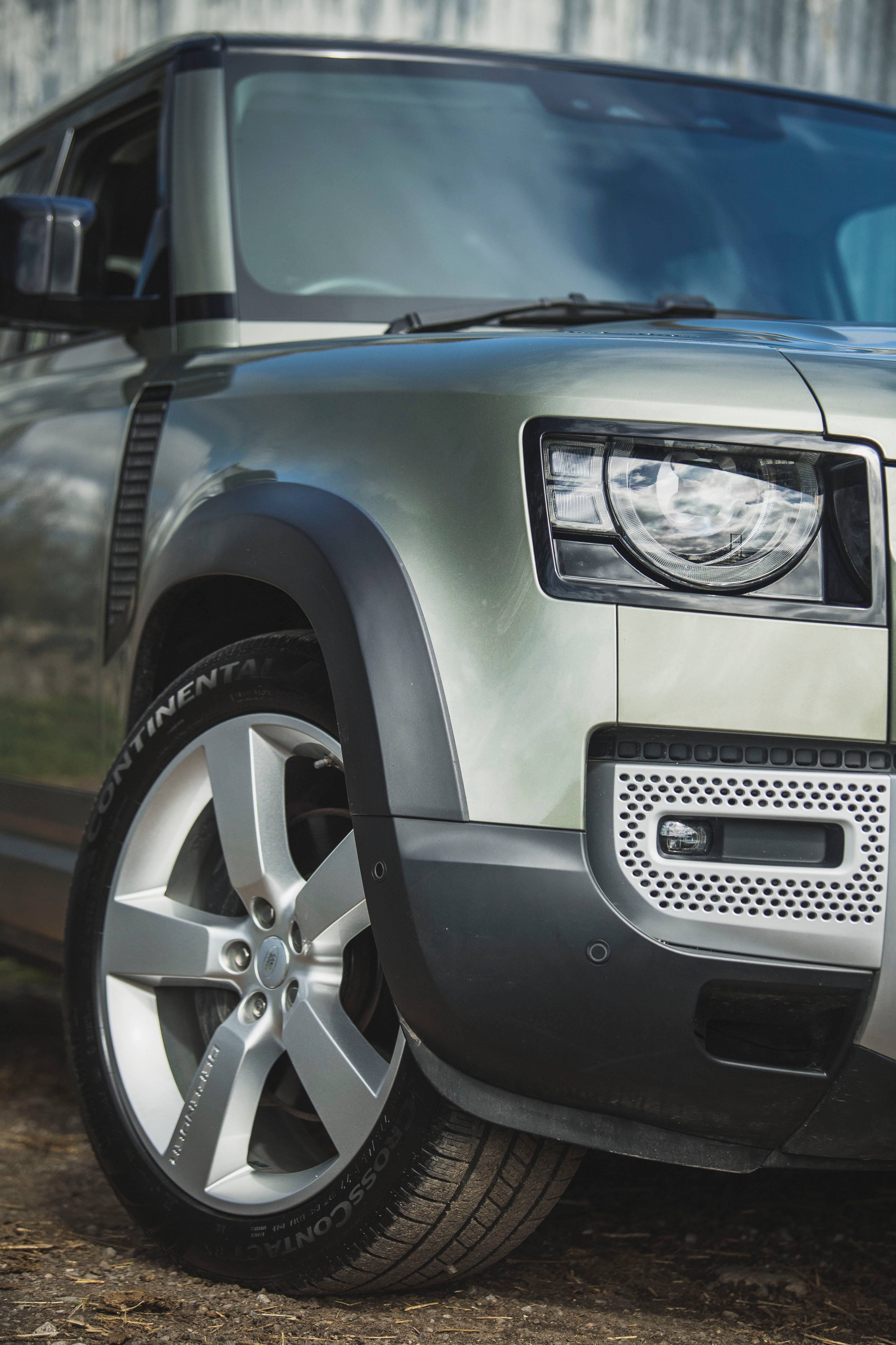 2020 Land Rover Defender 110 First Edition For Sale by Auction