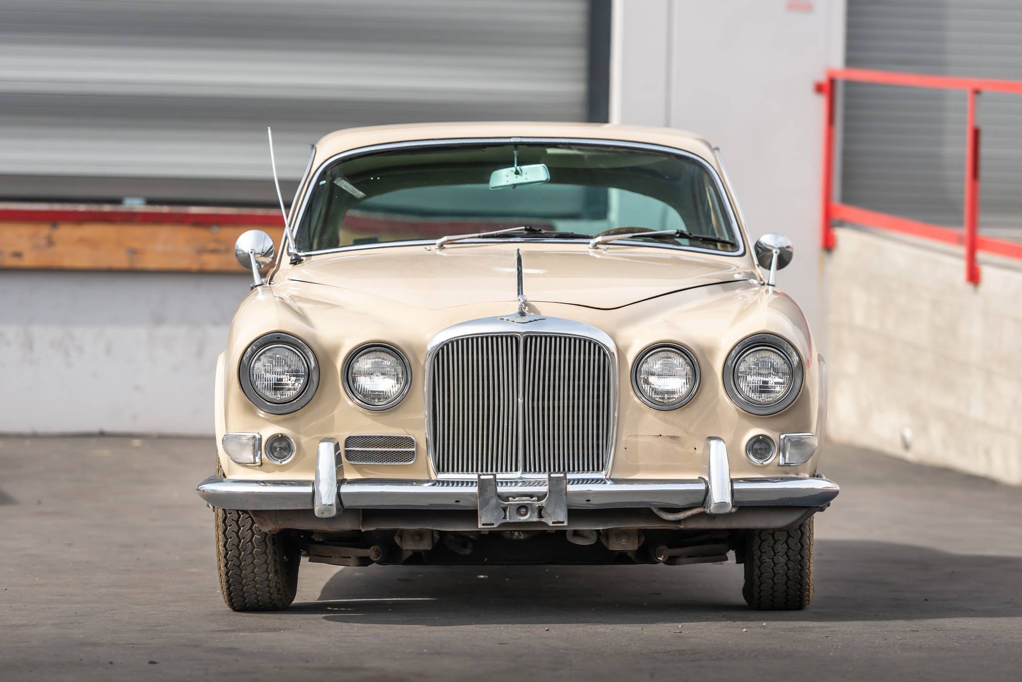 1967 Jaguar 420G For Sale by Auction
