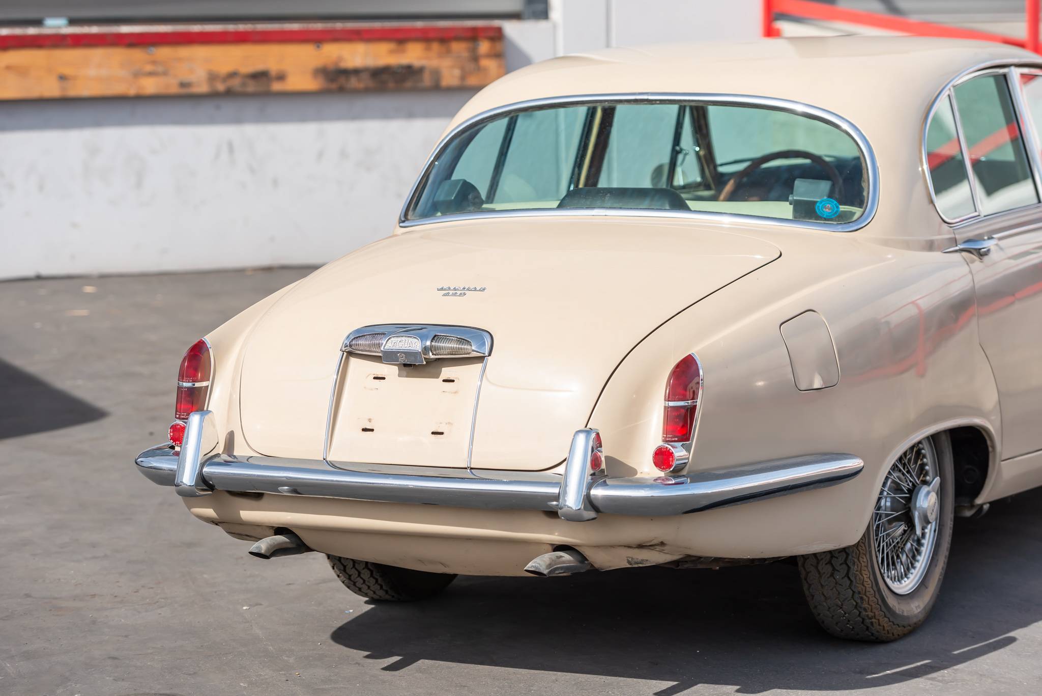 1967 Jaguar 420G For Sale by Auction