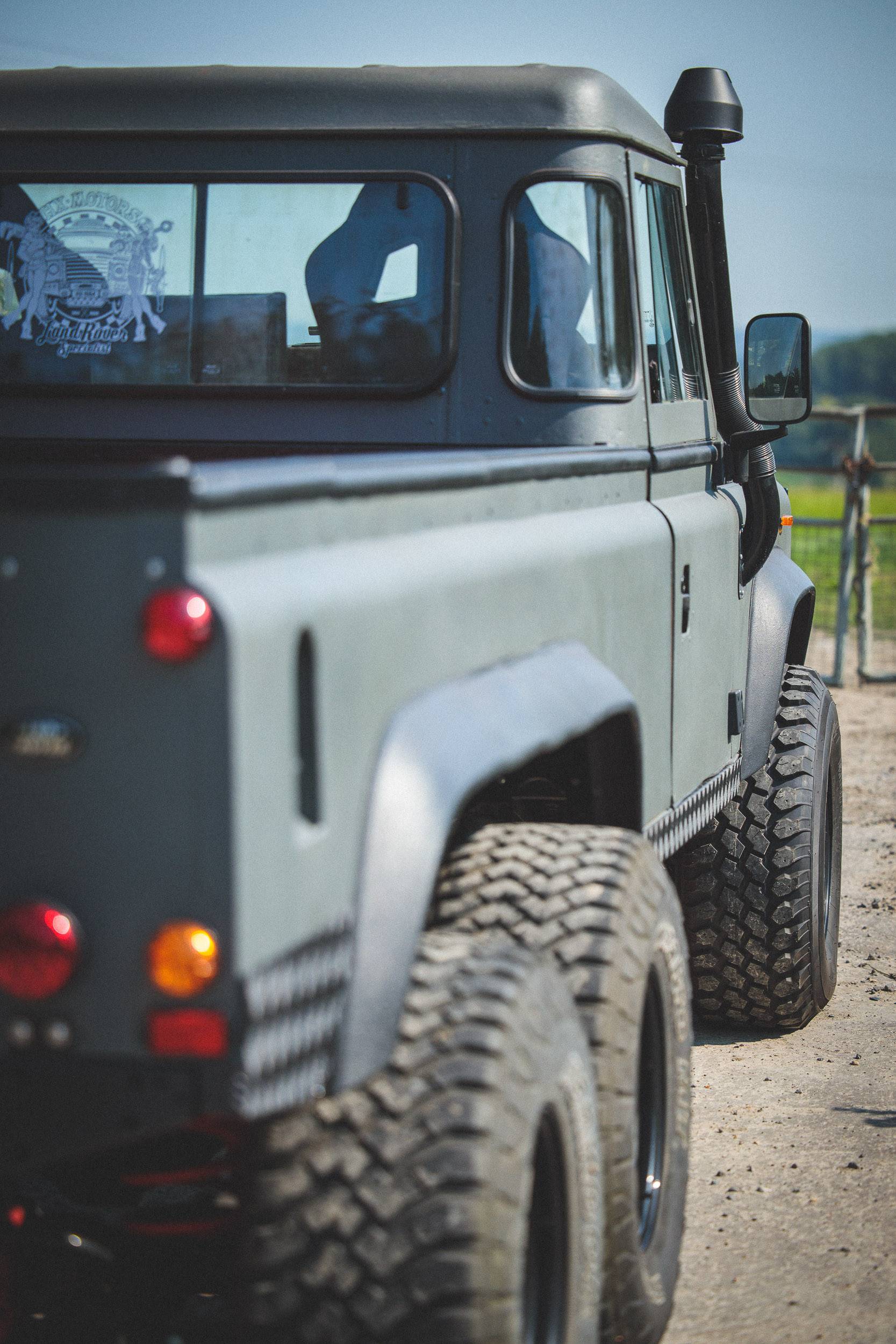 1986 Land Rover DEFENDER 6x4 6 Wheeler For Sale by Auction